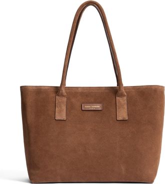 Isabel Bernard Shopper