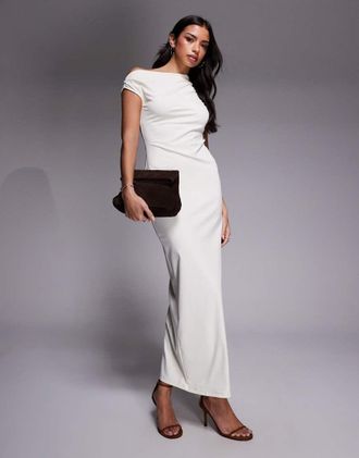 the frolic Exclusivit&eacute; - The Frolic - Robe longue asym&eacute;trique &agrave; &eacute;paules d&eacute;nud&eacute;es - Cr&egrave;me-Blanc