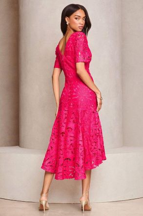 Lipsy Midikleid Lipsy Midikleid mit kurzen &Auml;rmeln, Regular (1-tlg)