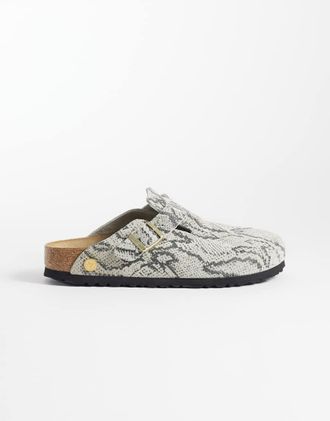 Birkenstock Boston - Clogs mit Schlangenmuster und schmaler Passform-Wei&szlig;