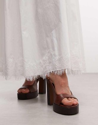 Asos Tr&auml;gerloses Popeline-Maxikleid in Wei&szlig; mit besticktem Spitzensaum-Orange
