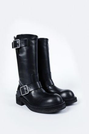 Ann Demeulemeester Je dois y aller. Je dois y aller