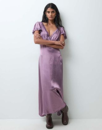Miss Selfridge Midaxi-Kleid im Tea-Dress-Stil aus Satin und Spitze in Traubenlila