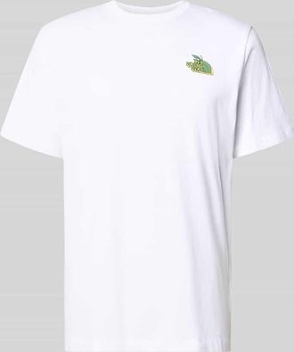 The North Face Regular Fit T-Shirt mit Motiv-Print auf der R&uuml;ckseite