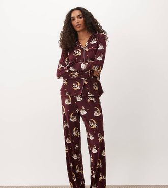 Chelsea Peers ensemble de pyjama boutonn&eacute; ultra doux marron &agrave; imprim&eacute; vache dans la lune avec passepoil rose