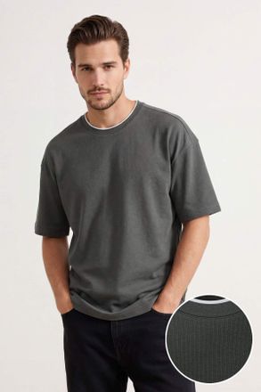 Trendyol MAN Herren Grau Einfarbig Kurz Oversize T-Shirts