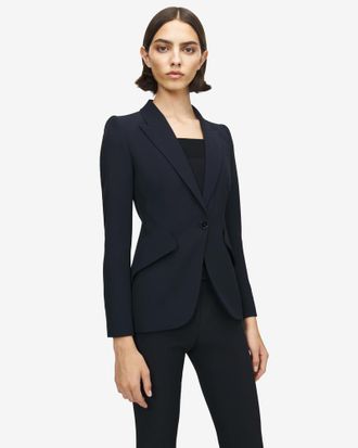 Alexander McQueen Blazer aus Blatt-Cr&ecirc;pe mit Revers-Schulter - Item 585442QEAAA1000
