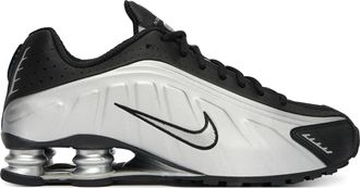 Nike Sneakers Nike Shox R4 HQ1988 007 Silberfarben