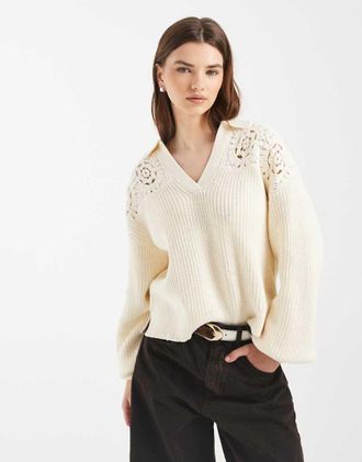 Levi's Geh&auml;kelter Polo-Pullover in Ecru-Wei&szlig;