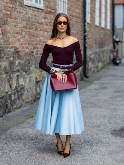 Comment porter le bordeaux, la couleur la plus tendance de l’automne-hiver 2024/2025