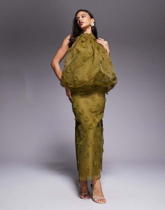 Asos Hochgeschlossenes Neckholder-Maxikleid aus Organza in Dunkelgr&uuml;n