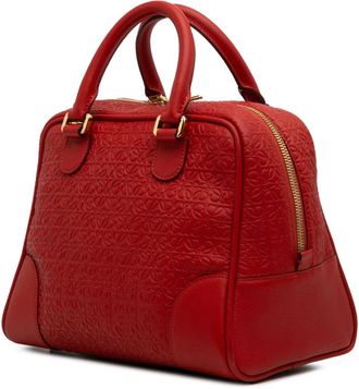 Loewe Hobo Bags - Anagram Embossed Leather Amazona 75 - Gr. unisize - in Rot - f&uuml;r Damen