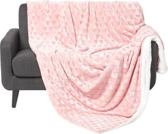 Homescapes Samt Kuscheldecke rosa 160x200 cm, Sherpa Fleece Wohndecke Felloptik, Tagesdecke geometrisch Gemustert