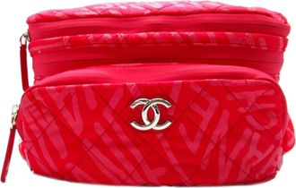 Chanel Rucksäcke - Printed Nylon Coco Neige Convertible Backpack - Gr. unisize - in Gold - für Damen