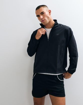 New Balance Jacke in Schwarz