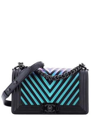 Chanel Boy Flap Bag Chevron Painted Calfskin Old Medium crossbody bag - Noir
