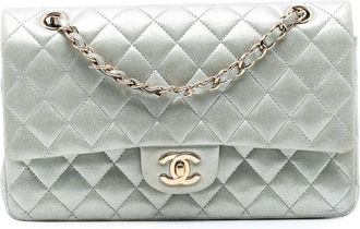 Chanel Hobo Bags - Medium Classic Iridescent Lambskin Double Flap - Gr. unisize - in Silber - f&uuml;r Damen