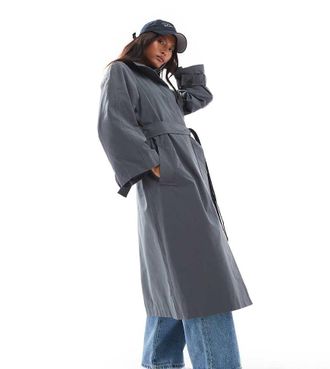 Asos Petite ASOS DESIGN Petite - Trench-coat long oversize &agrave; col chemin&eacute;e - Bleu marine-Marron