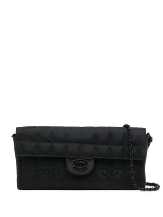 Chanel sac porté épaule Travel Choco Bar East West (2000-2001) - Noir