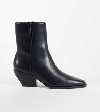 Asos Wide Fit Raul Western-Stiefeletten mit Absatz in Schwarz