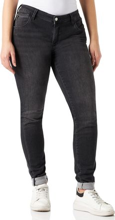 Mavi Adriana; Dark Smoke Sporty