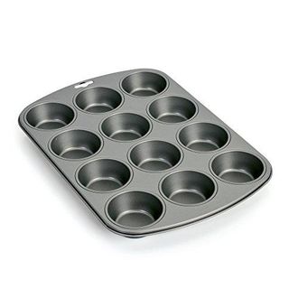 Original Kaiser Original Kaiser Gourmet Muffinform f&uuml;r 12 Muffins, Muffin Backblech 38x27cm, Standardgr&ouml;&szlig;e, antihaftbeschichtet, Cupcake Formen, f&uuml;r s&uuml;&szlig;e und herzhaft