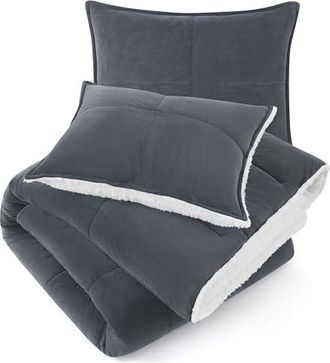 UGG 00520 Blissful King Bettdecken-Set, wendbar, flauschig, Ganzjahresdecke und Kissenbezüge, pflegeleicht, weich, gemütlich, King-Size-Decken-Set für Sch