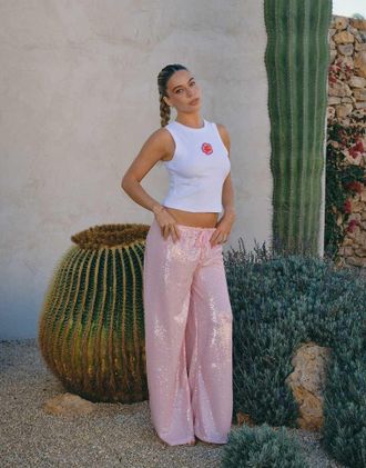 South Beach x Liv Silverman - Pantalon large &agrave; sequins - Rose