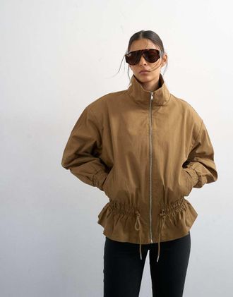 Topshop Jacke aus Baumwolle in Khaki mit Knebelverschluss an der Taille und Rei&szlig;verschluss-Gr&uuml;n