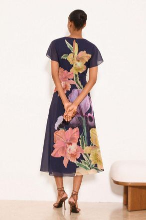 Lipsy Midikleid Lipsy X Mandy Sade Midikleid, Kurzgr&ouml;&szlig;e (1-tlg)