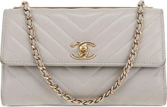 Chanel sac porté épaule Trendy CC - Gris