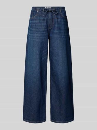Review Loose Fit Jeans mit weitem Bein