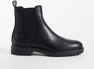Asos Chelsea-Boots mit Profilsohle in Schwarz