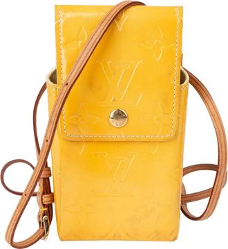 Louis Vuitton Crossbody Bags - Louis Vuitton Vernis Monogram Cigarettes Mini Cros - Gr. unisize - in Gelb - für Damen