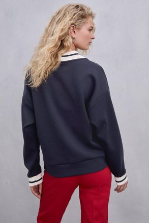 Next Sweater Scuba-Sweatshirt mit V-Ausschnitt Kontrastkragen (1-tlg)