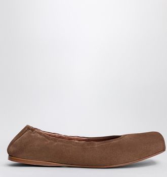 Alaia Bimaterial-Ballerina mit eckiger Spitze in Braun