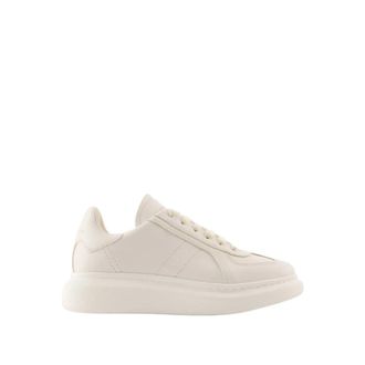 Alexander McQueen Wei&szlig;e Leder Oversized Sneakers - - Shoes - Damen - Wei&szlig; - 36 EU