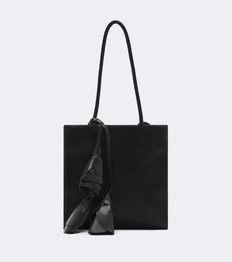 Magda Butrym Schultertasche Julia Small aus Satin