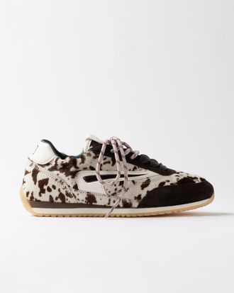 D.A.T.E. athleta ballet pony cow