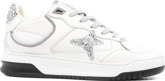 Ama brand star-appliqu&eacute; sneakers - Wei&szlig;