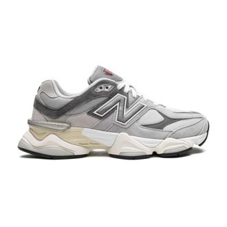 New Balance Homme, Chaussures, Gris, Taille: 38 1/2 EU Baskets en daim gris avec semelle interm&eacute;diaire Abzorb