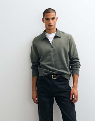 Weekday sweat-shirt &agrave; col zipp&eacute; quart en tissu slub kaki d&eacute;lav&eacute;-Vert
