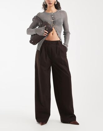 Asos Hose in Grau mit Bundfalten und niedrigem Bund