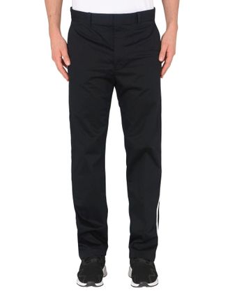 Calvin Klein HOSEN & R&Ouml;CKE - Hosen auf YOOX.COM