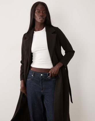 Vero Moda Tall manteau long habill&eacute; ceintur&eacute; en marron chocolat