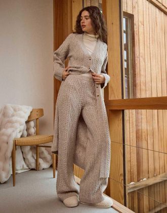 4th & Reckless Pantalon densemble ample et d&eacute;contract&eacute; en maille torsad&eacute;e de laine m&eacute;lang&eacute;e - Taupe-Brown