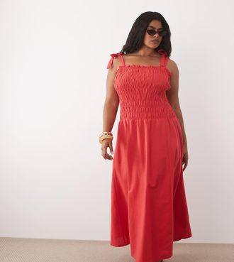 Esm&eacute;e &Auml;rmelloses Maxi-Strandkleid in Rot mit Besatz