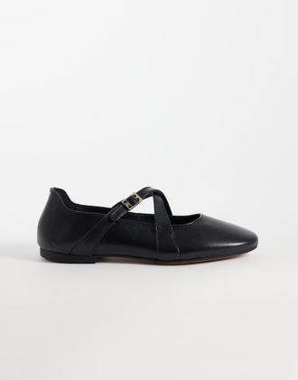Tommy Hilfiger Mary-Jane-Schuhe in Schwarz mit &uuml;berkreuzten Riemen