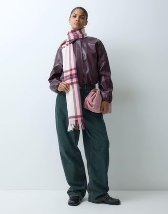 GANT &eacute;charpe en laine &agrave; carreaux &eacute;cossais rose