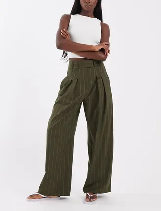 River Island Hose in Gr&uuml;n mit Nadelstreifen und weitem Bein